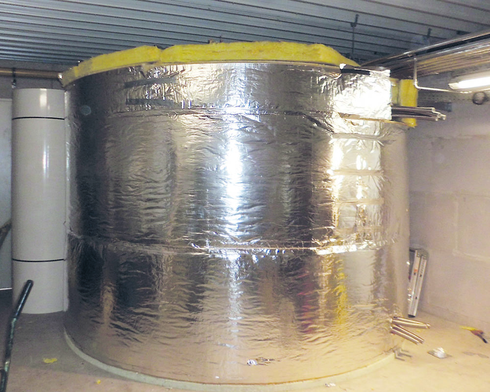 15 m³ buffer storage from Haase Tank installed for bakery in NRW